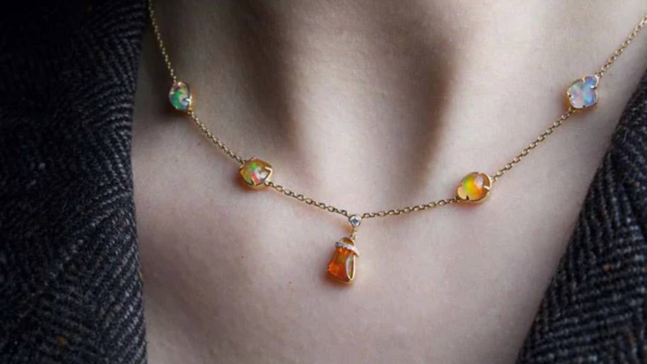 Best Opal Necklaces You’ll Fall in Love With – The Wind